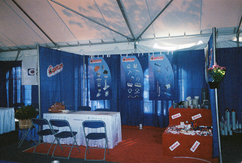 Pipe & Drape Booths | Indestructo Rental Company Inc.